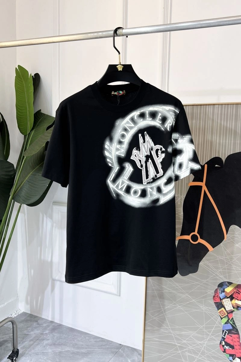 Indistinguishable Moncler T-Shirts