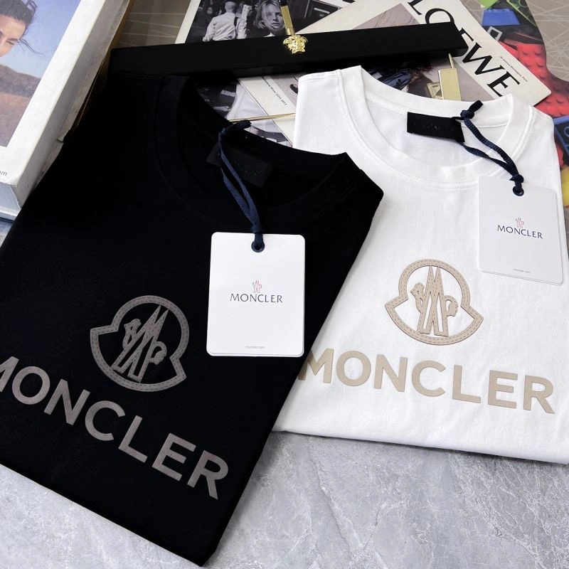 Indistinguishable Moncler T-Shirts