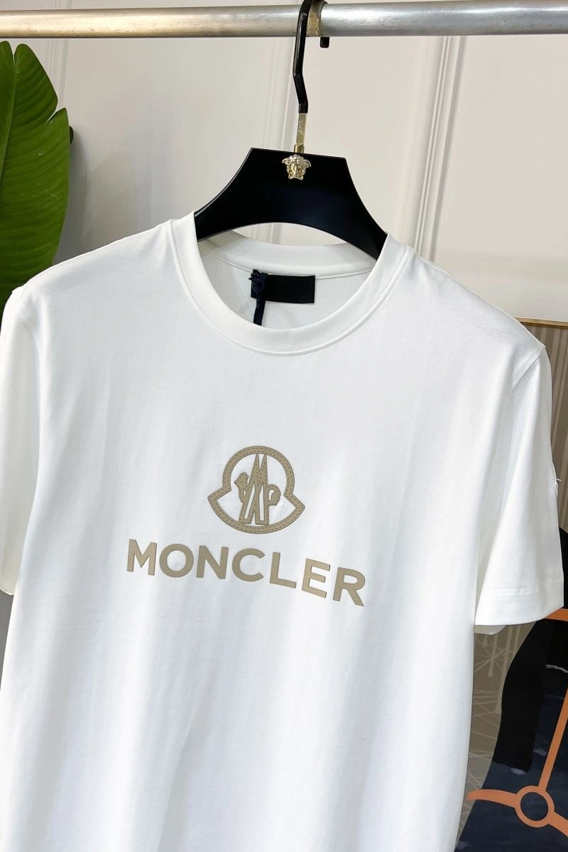 Indistinguishable Moncler T-Shirts