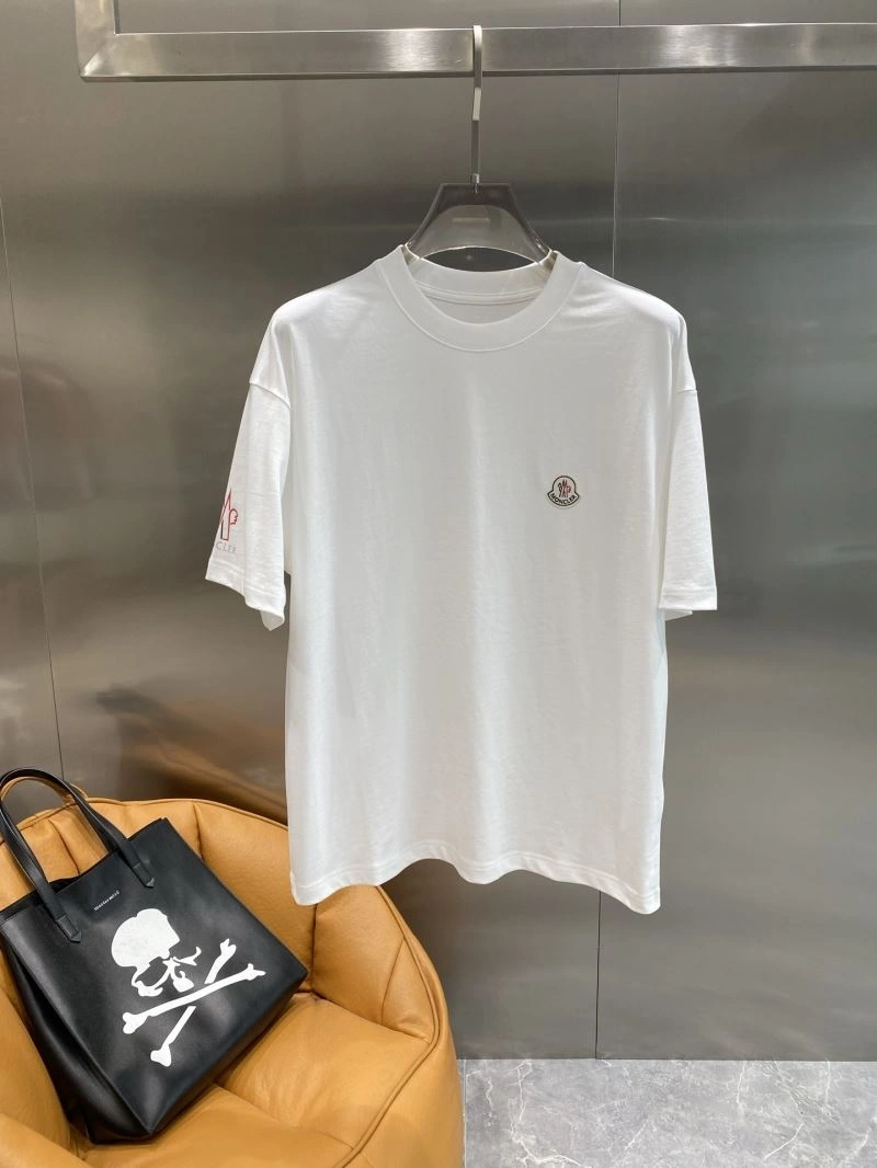 Top mirror Moncler T-Shirts