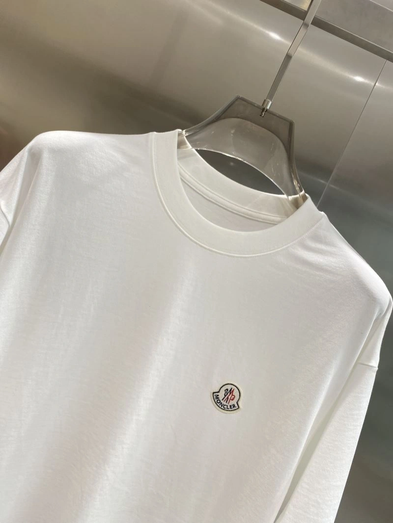 Top mirror Moncler T-Shirts