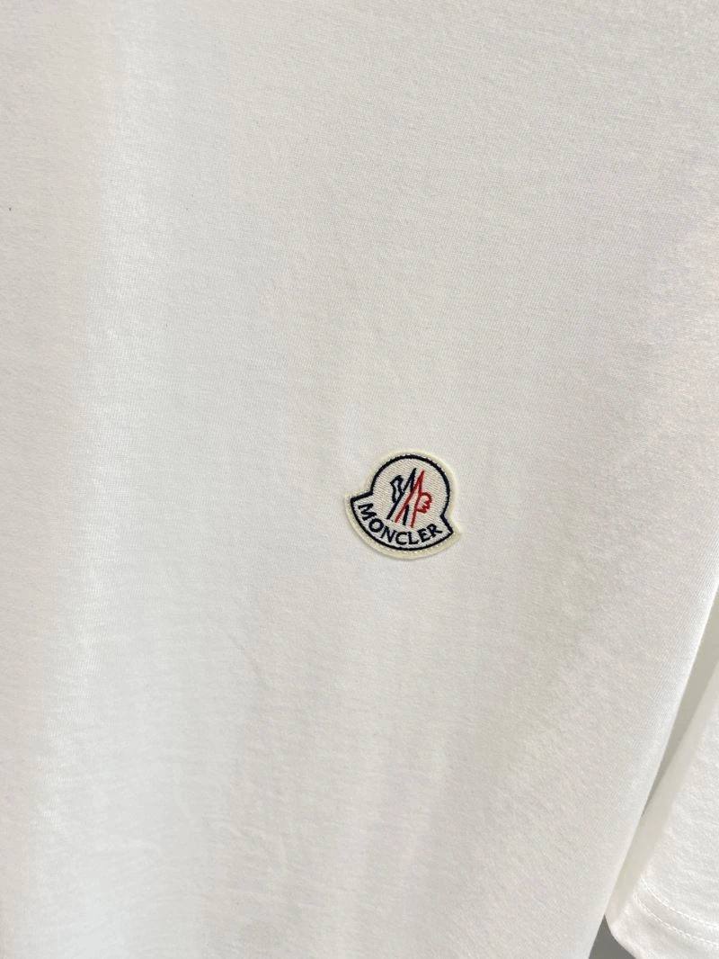 Top mirror Moncler T-Shirts