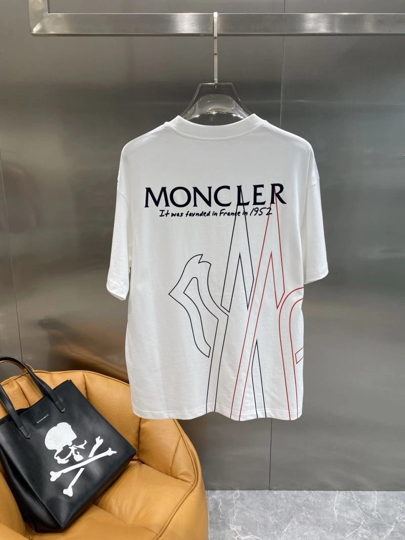 Top mirror Moncler T-Shirts