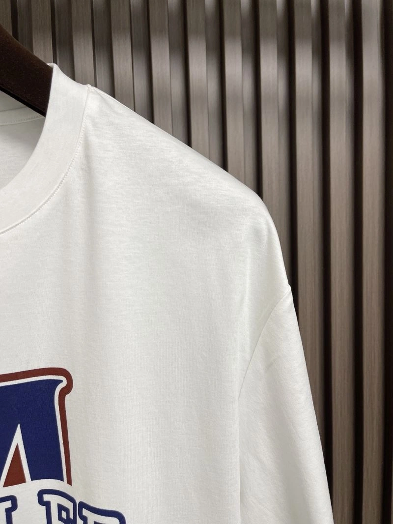 Indistinguishable Moncler T-Shirts