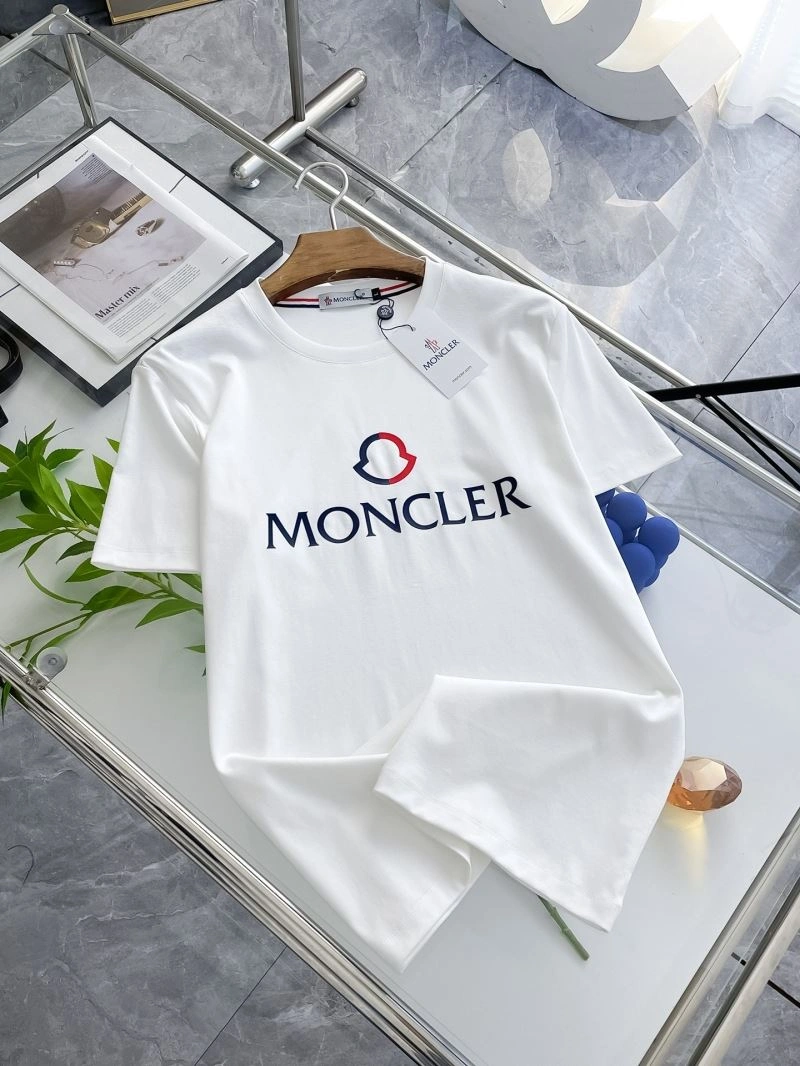 Top mirror Moncler T-Shirts