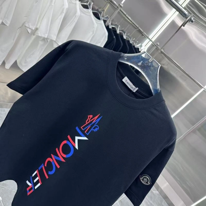 Cut-rate Moncler T-Shirts