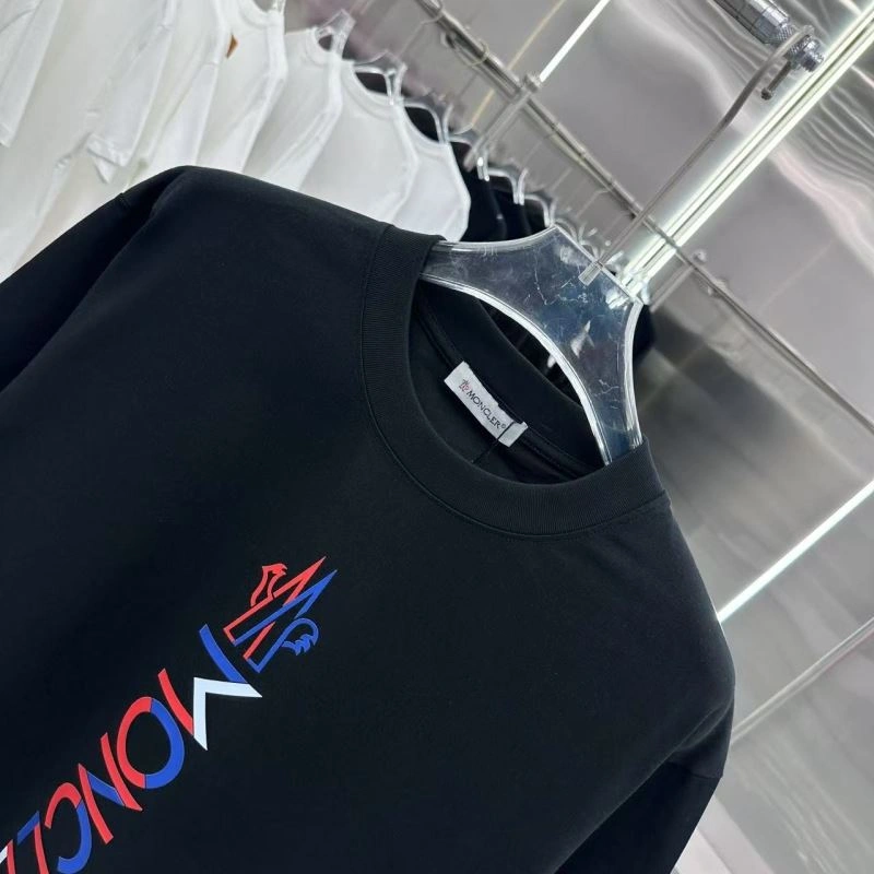 Cut-rate Moncler T-Shirts
