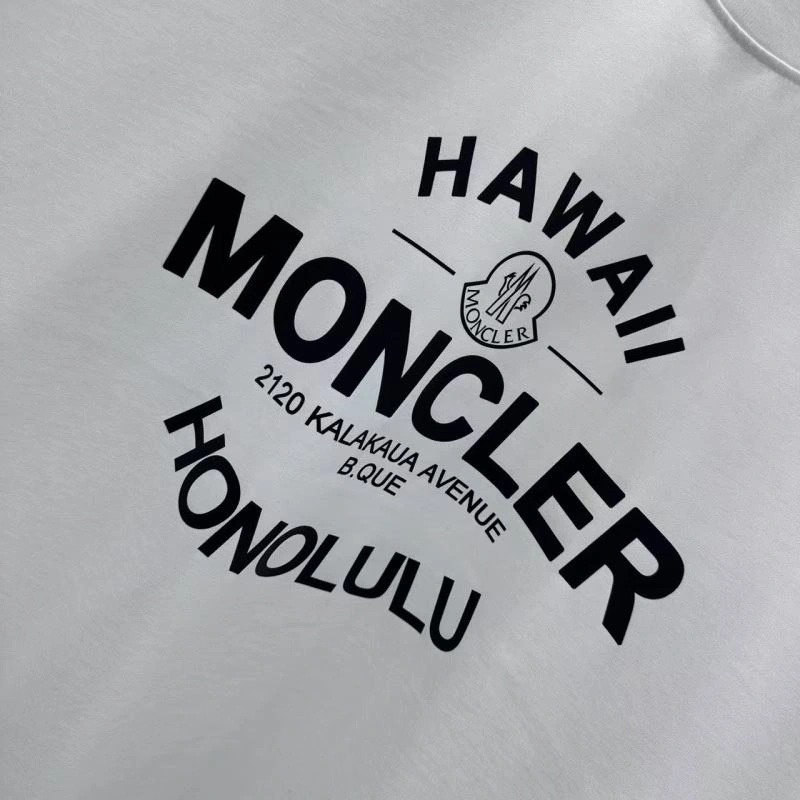 Bargain Moncler T-Shirts