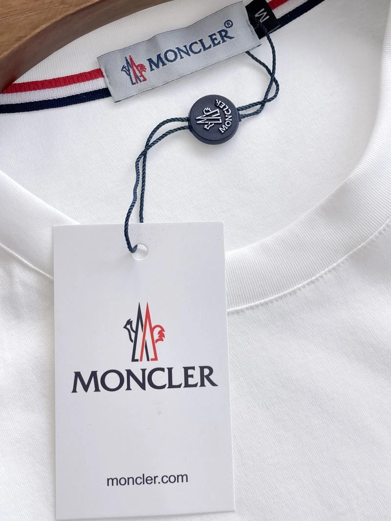 Top match Moncler T-Shirts
