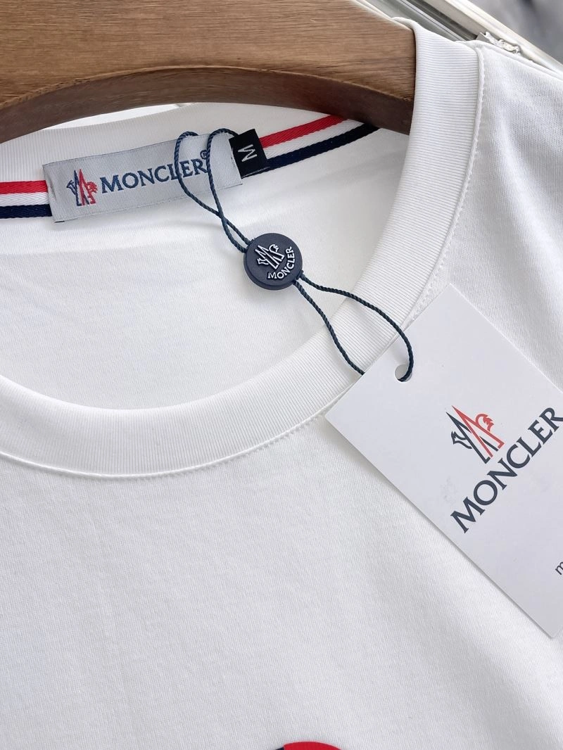 Indistinguishable Moncler T-Shirts