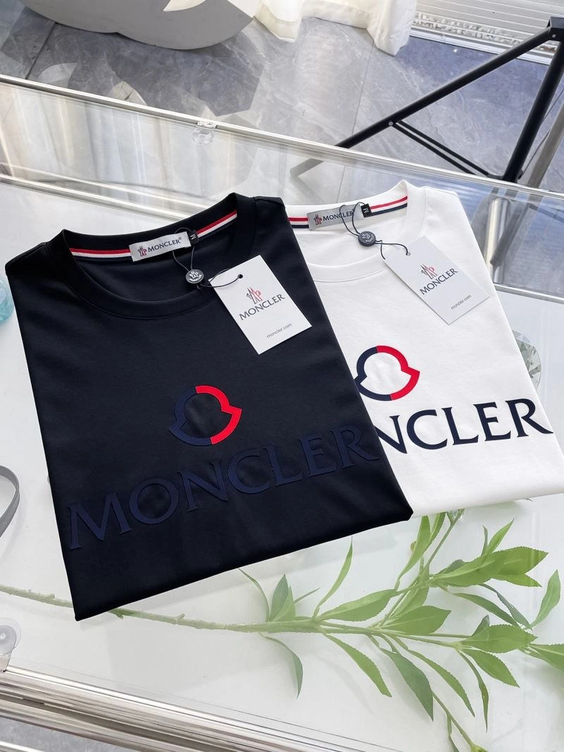Indistinguishable Moncler T-Shirts