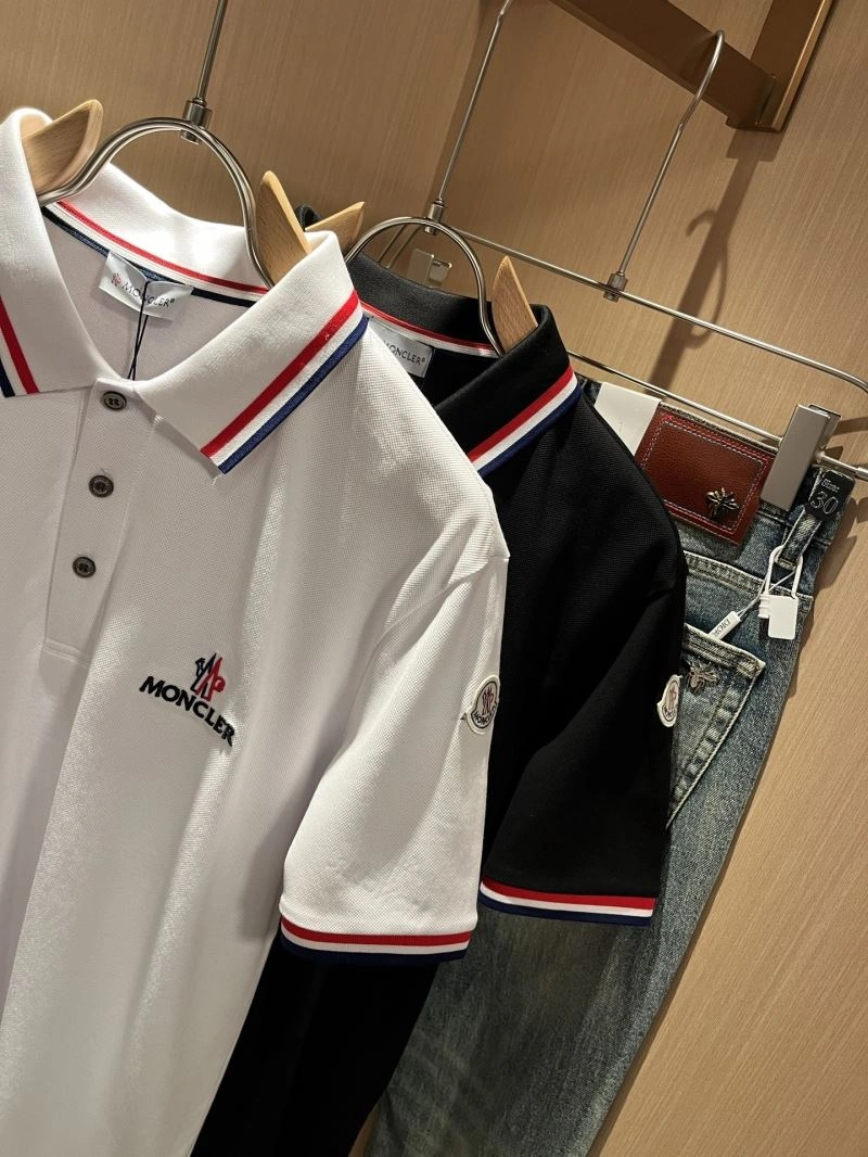 Brand-authenticated Moncler T-Shirts