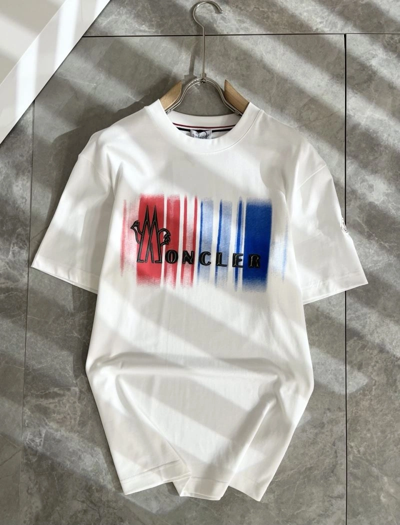 Top mirror Moncler T-Shirts