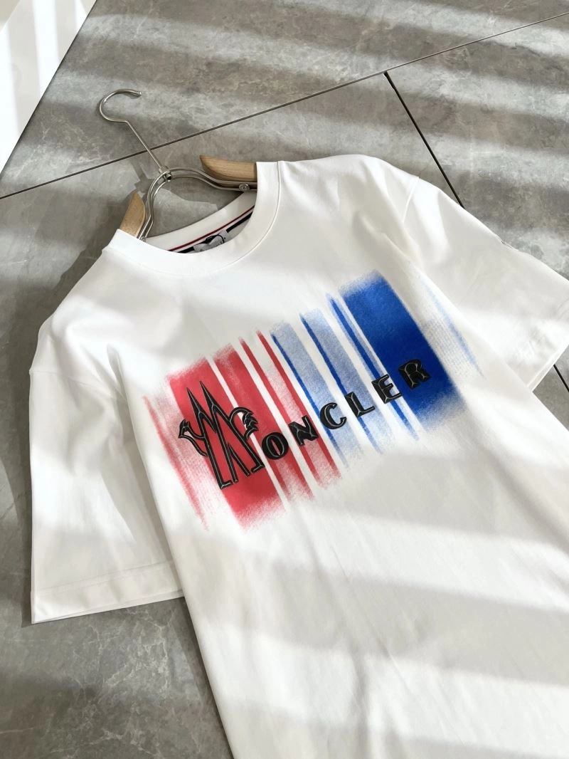 Top mirror Moncler T-Shirts