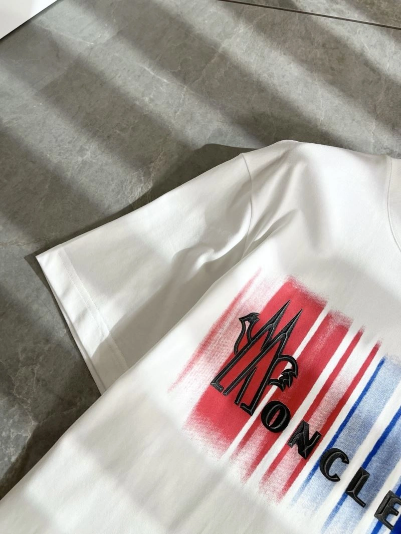 Top mirror Moncler T-Shirts