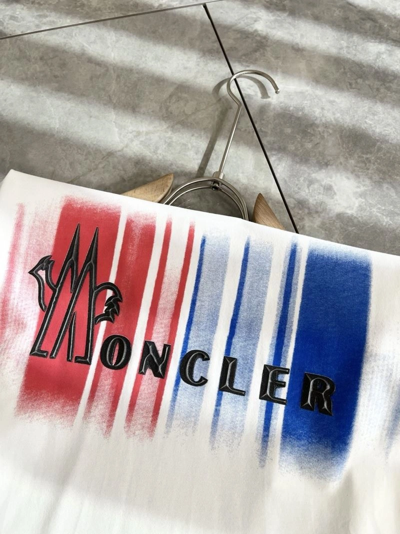 Top mirror Moncler T-Shirts