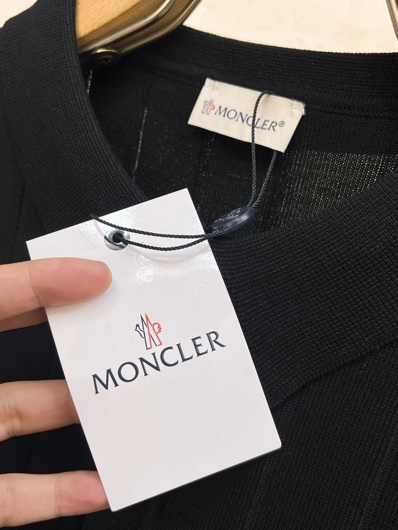 High fidelity Moncler T-Shirts
