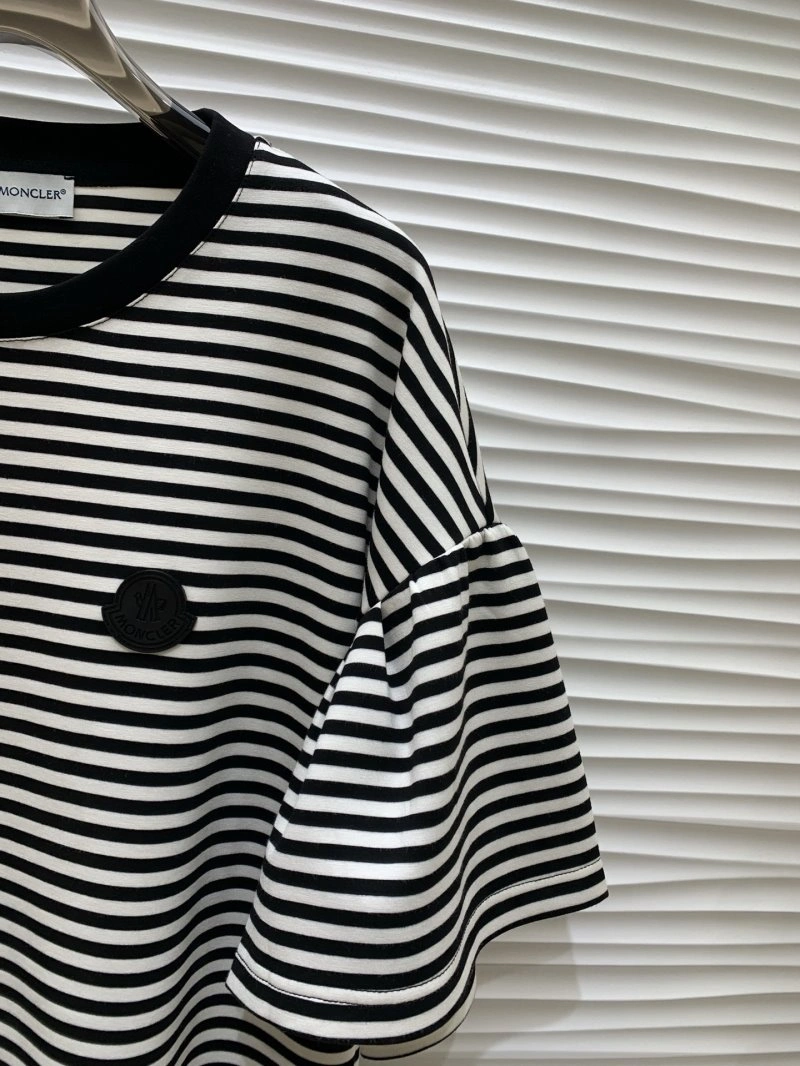 Exact replica Moncler T-Shirts