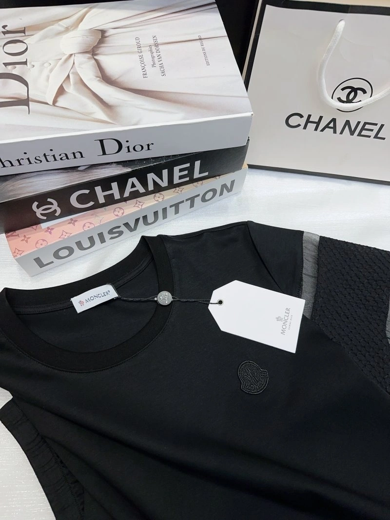 Brand-authenticated Moncler T-Shirts