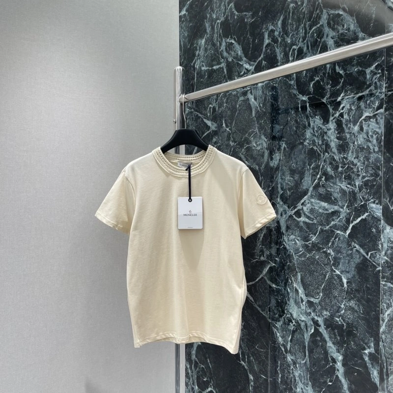 Inexpensive Moncler T-Shirts