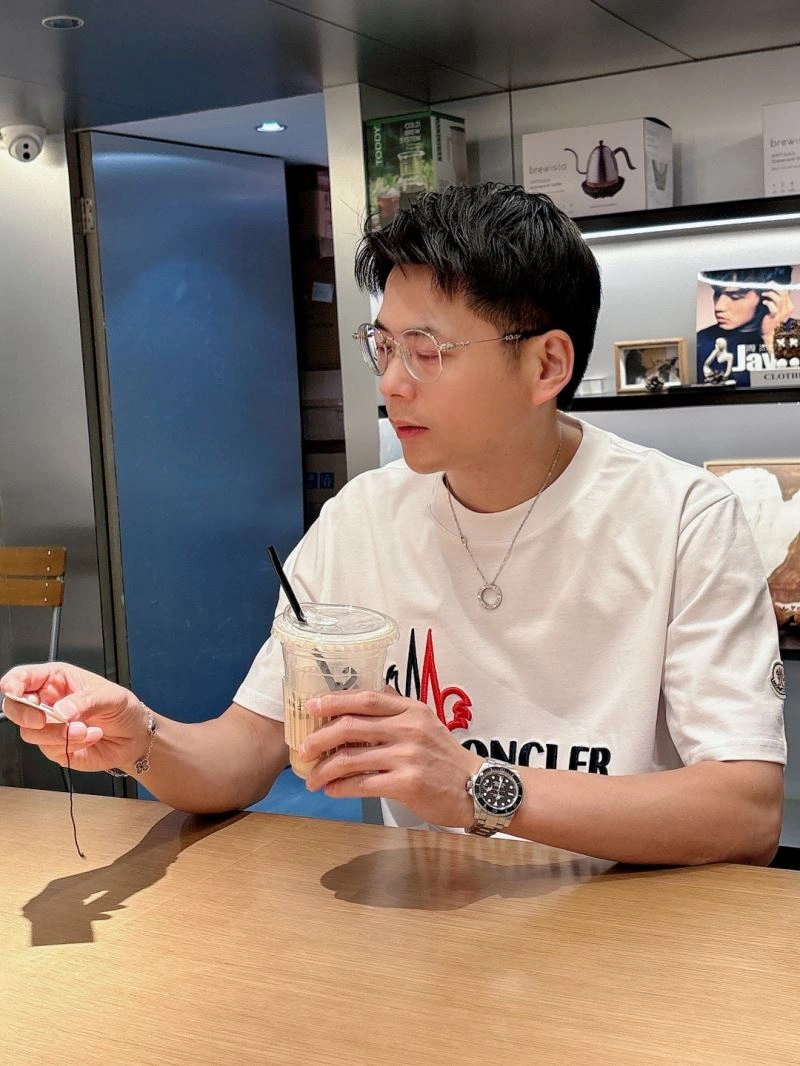 Perfect replica Moncler T-Shirts