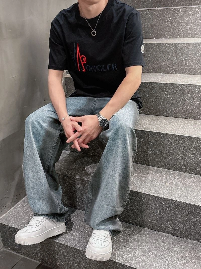 Indistinguishable Moncler T-Shirts