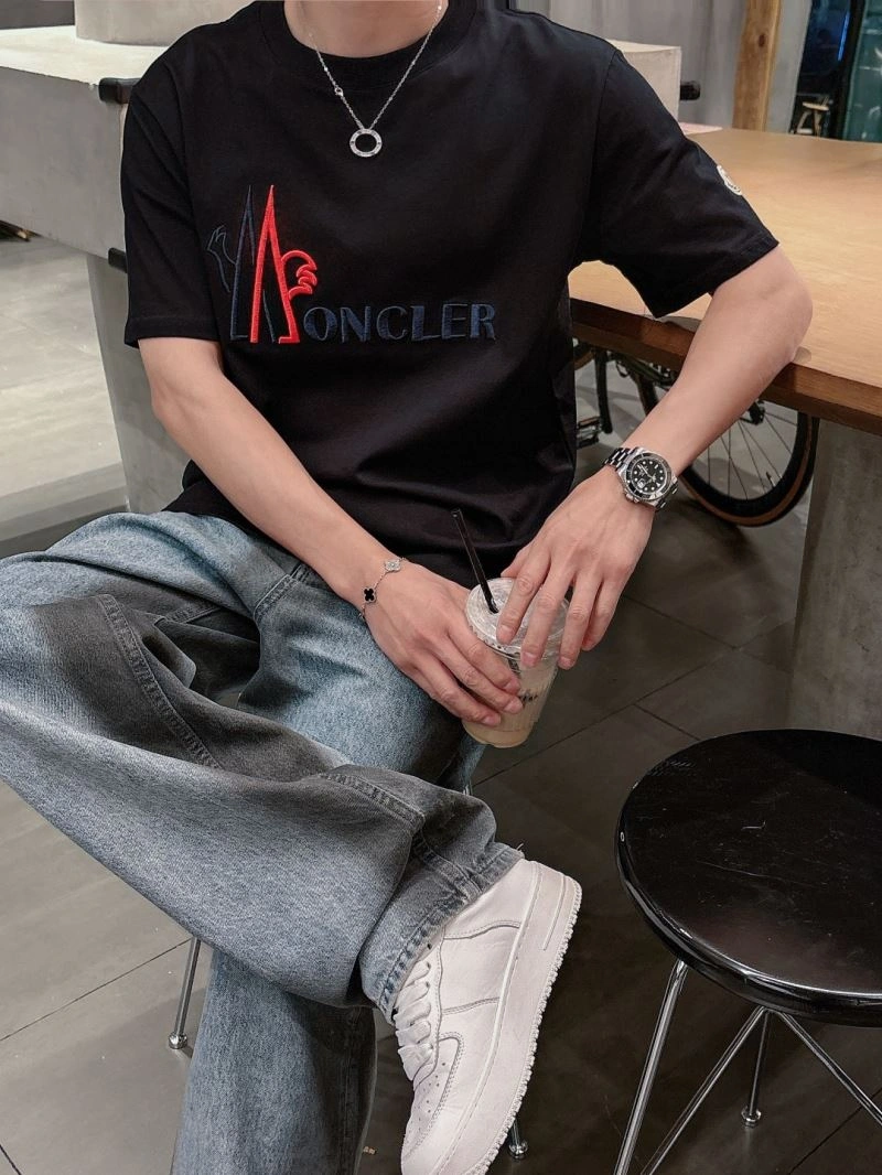 Indistinguishable Moncler T-Shirts