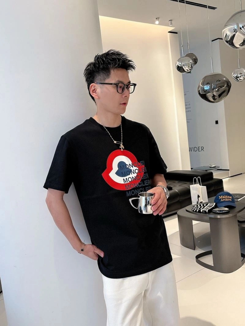 Top mirror Moncler T-Shirts