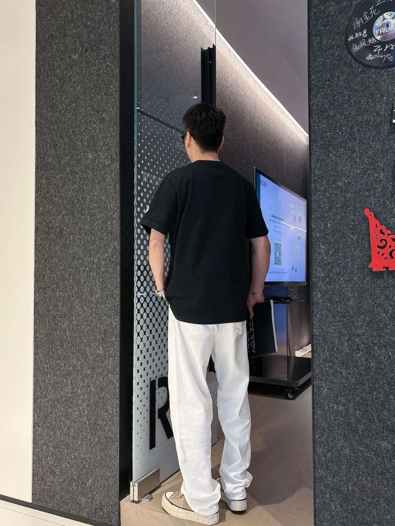 Top mirror Moncler T-Shirts