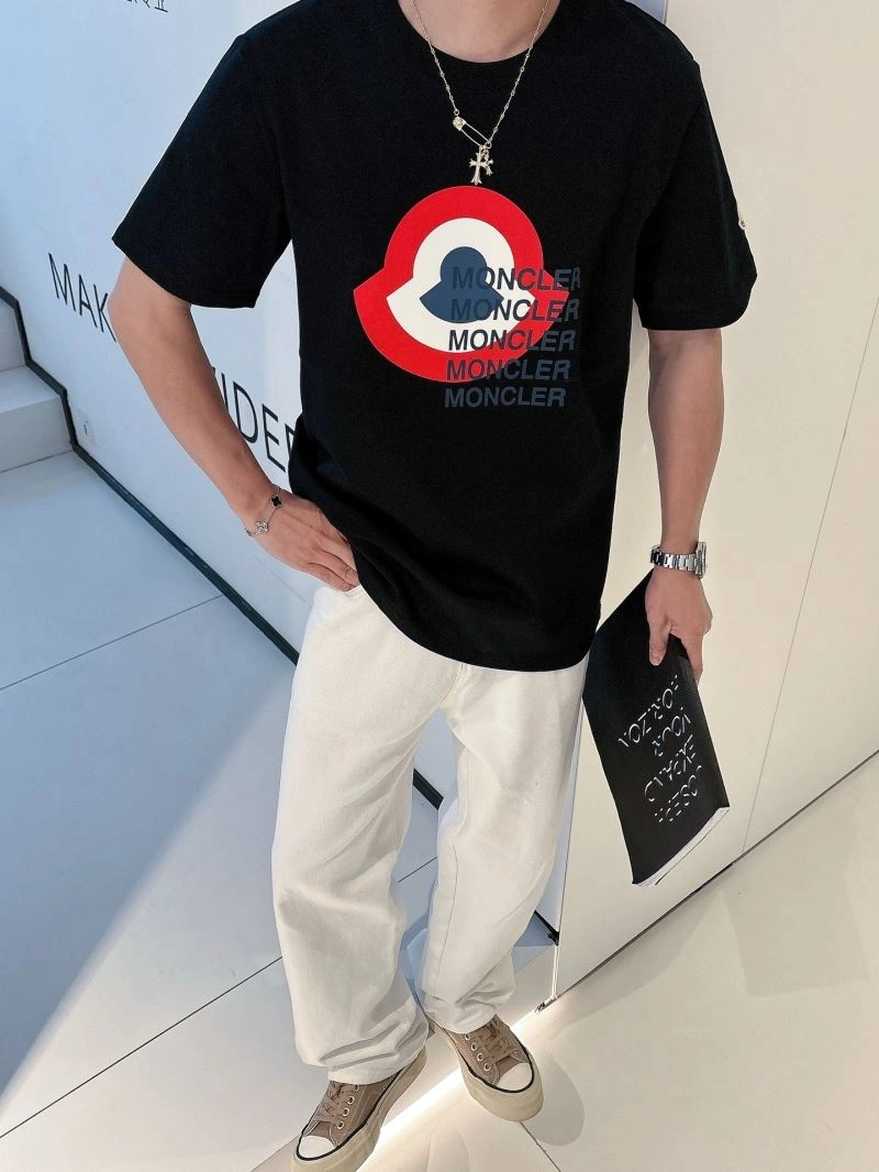Top mirror Moncler T-Shirts