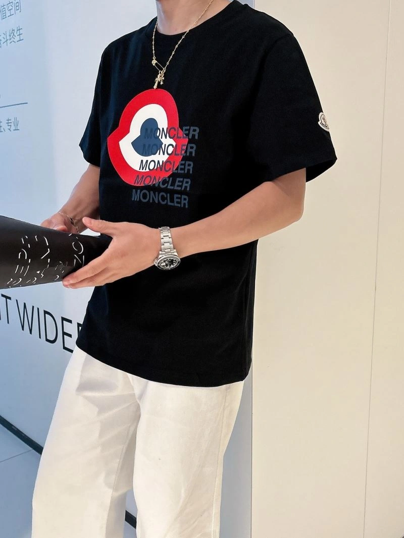 Top mirror Moncler T-Shirts