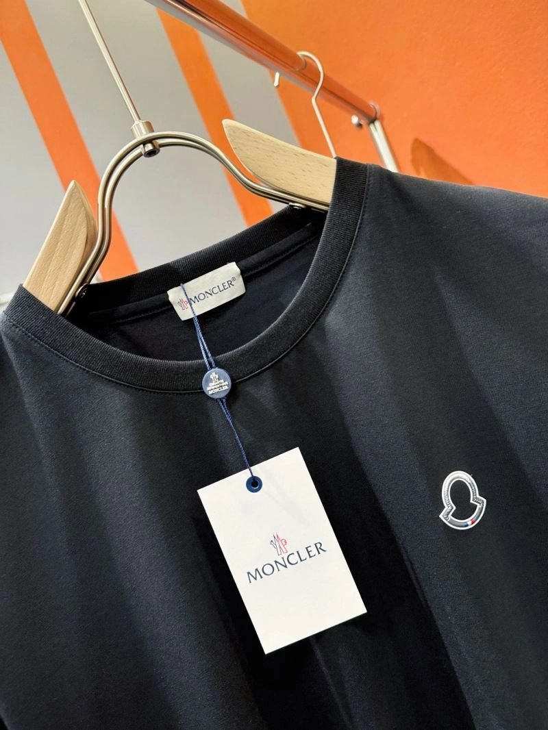 Exact replica Moncler T-Shirts