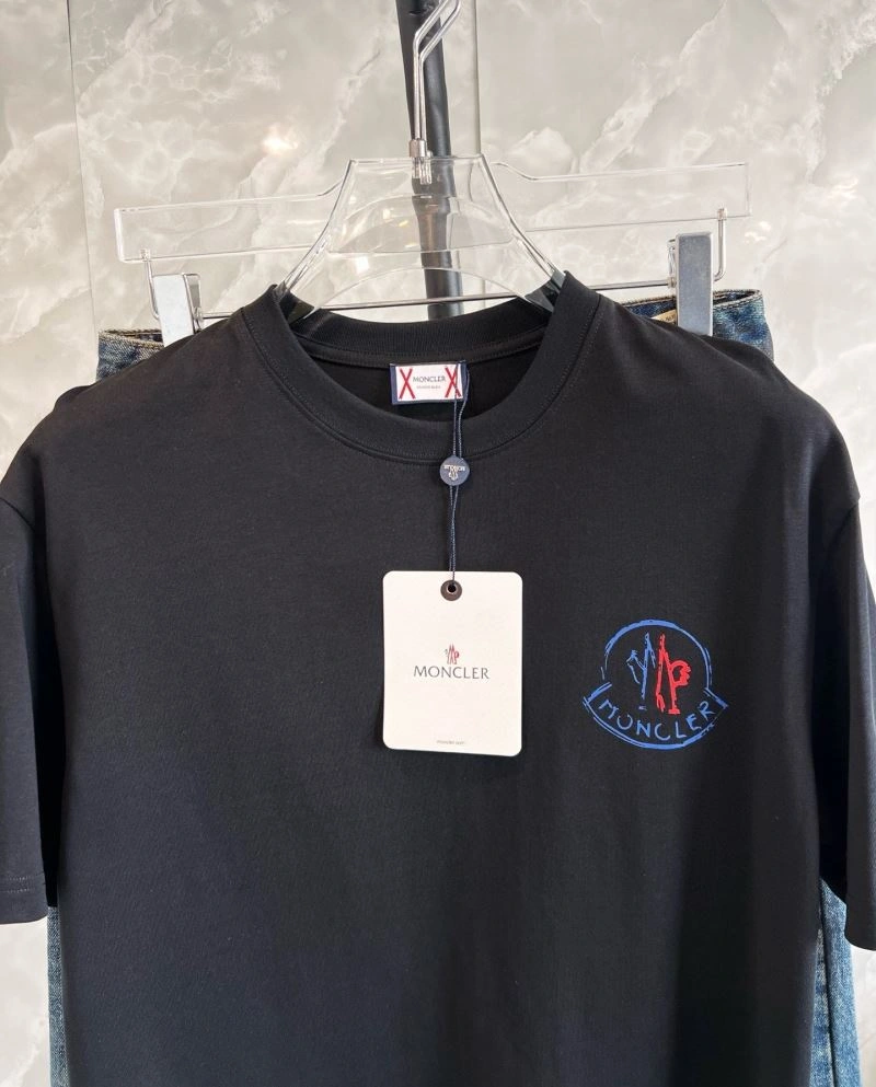 Bargain Moncler T-Shirts