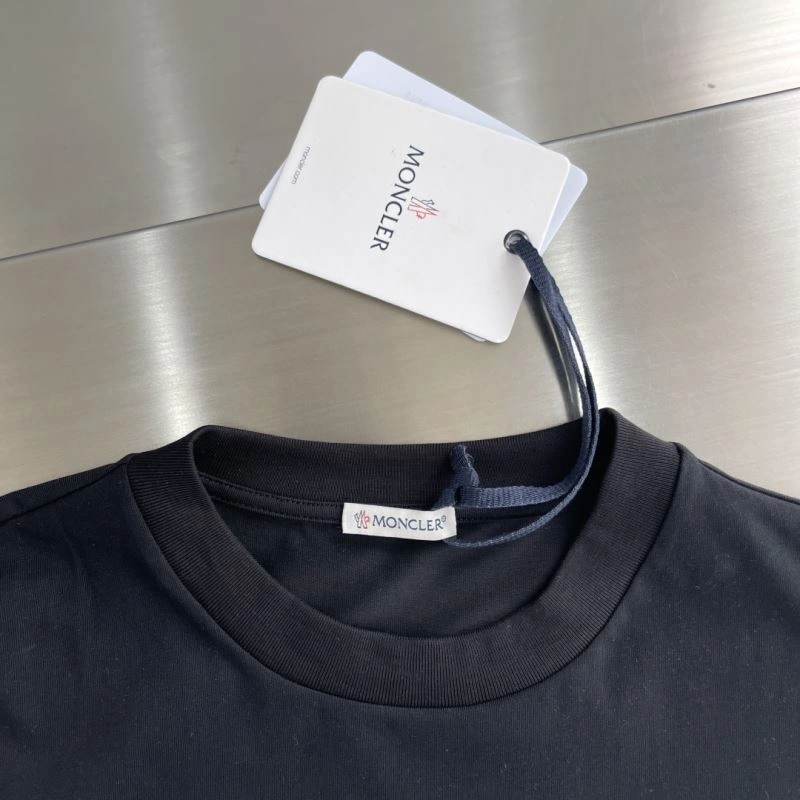 High fidelity Moncler T-Shirts