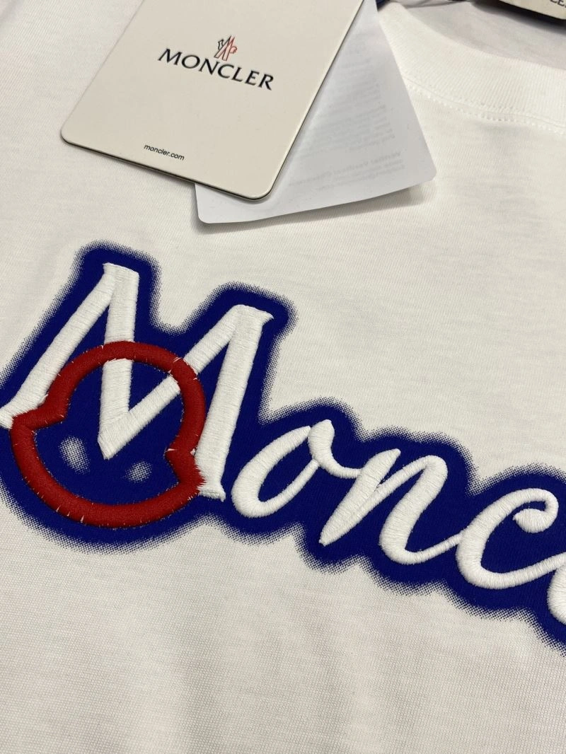 Cut-rate Moncler T-Shirts