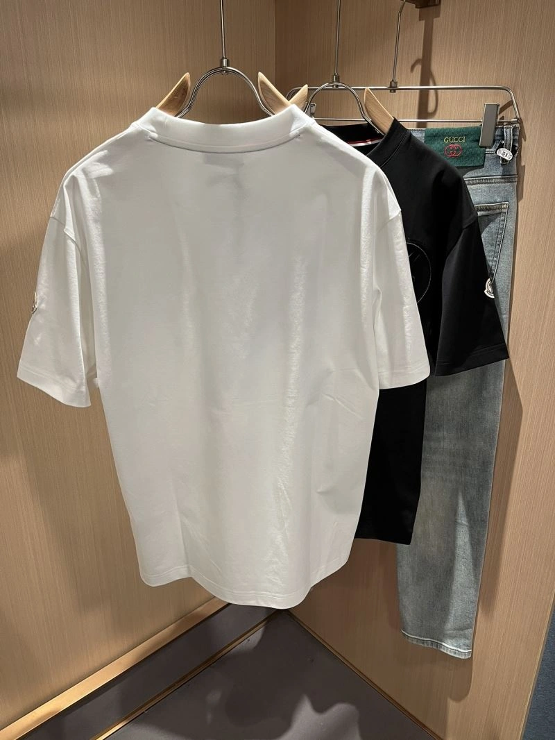 High fidelity Moncler T-Shirts