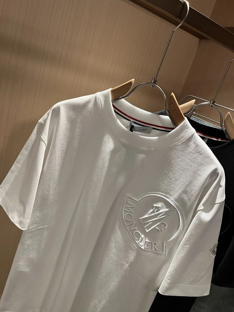 High fidelity Moncler T-Shirts