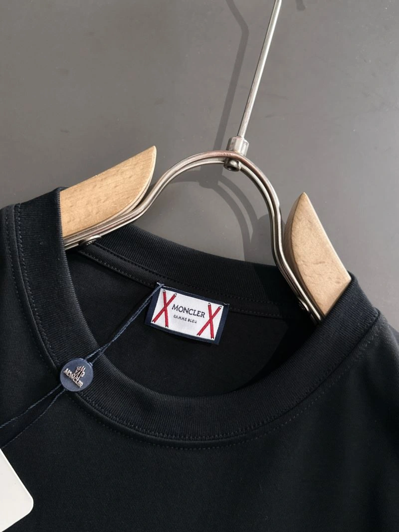 Brand-authenticated Moncler T-Shirts