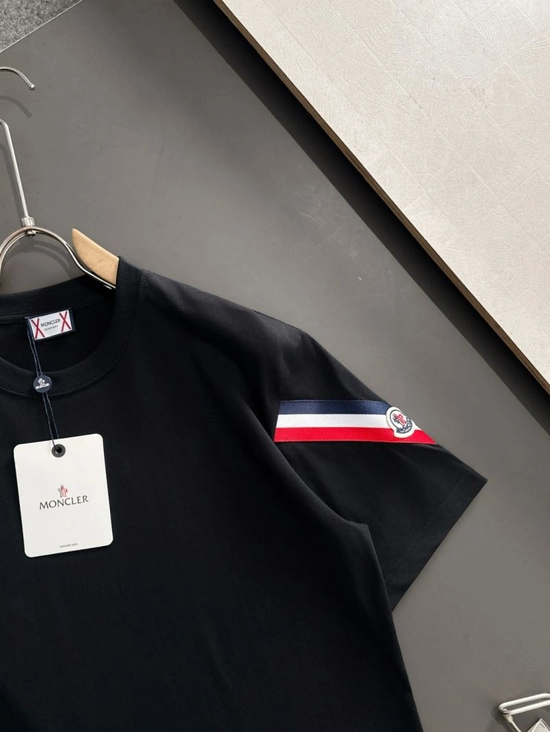 Brand-authenticated Moncler T-Shirts