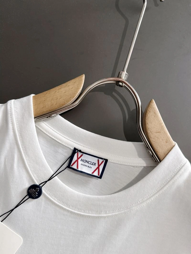 Bargain Moncler T-Shirts
