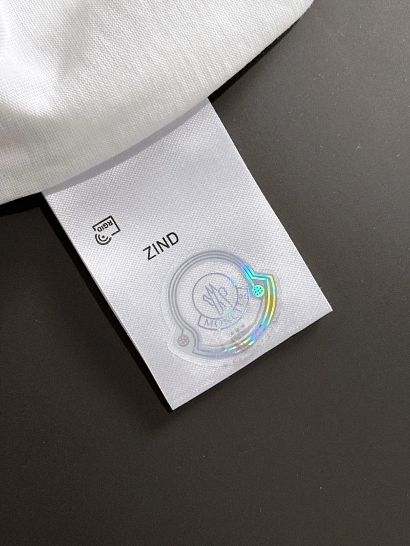 Bargain Moncler T-Shirts