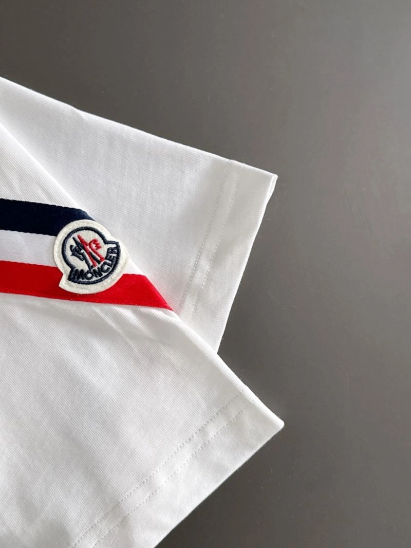 Bargain Moncler T-Shirts
