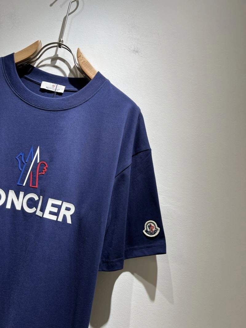 Inexpensive Moncler T-Shirts