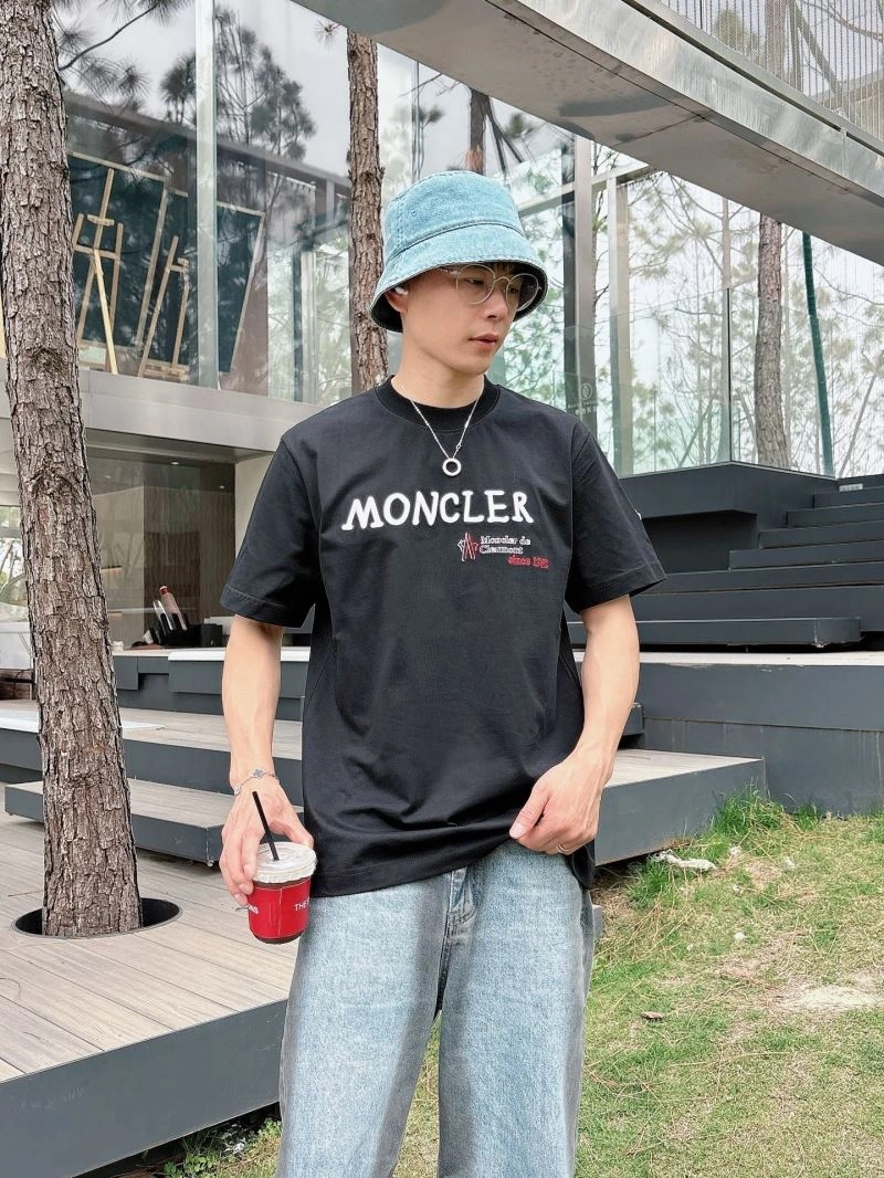 Accurate model Moncler T-Shirts