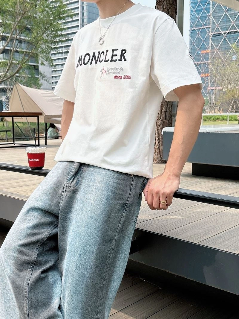 Reasonably priced Moncler T-Shirts