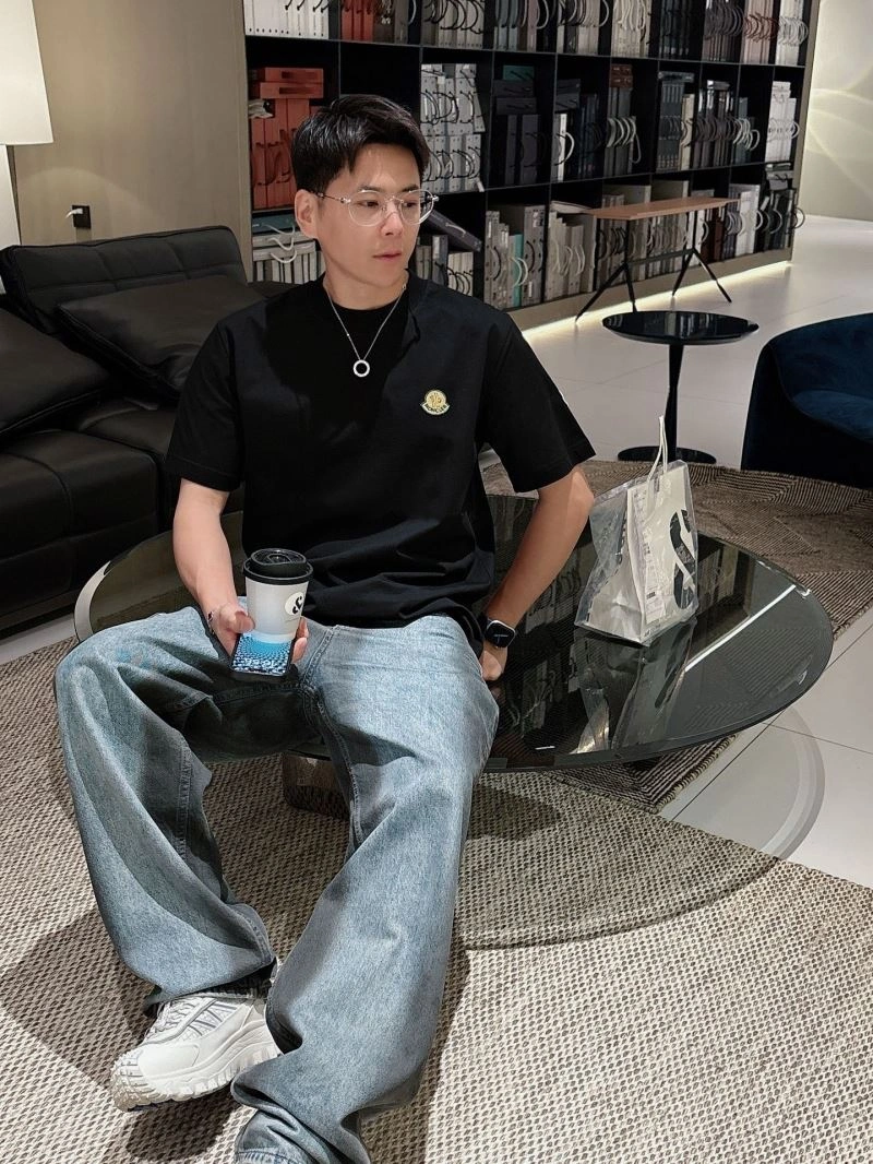 Exact replica Moncler T-Shirts