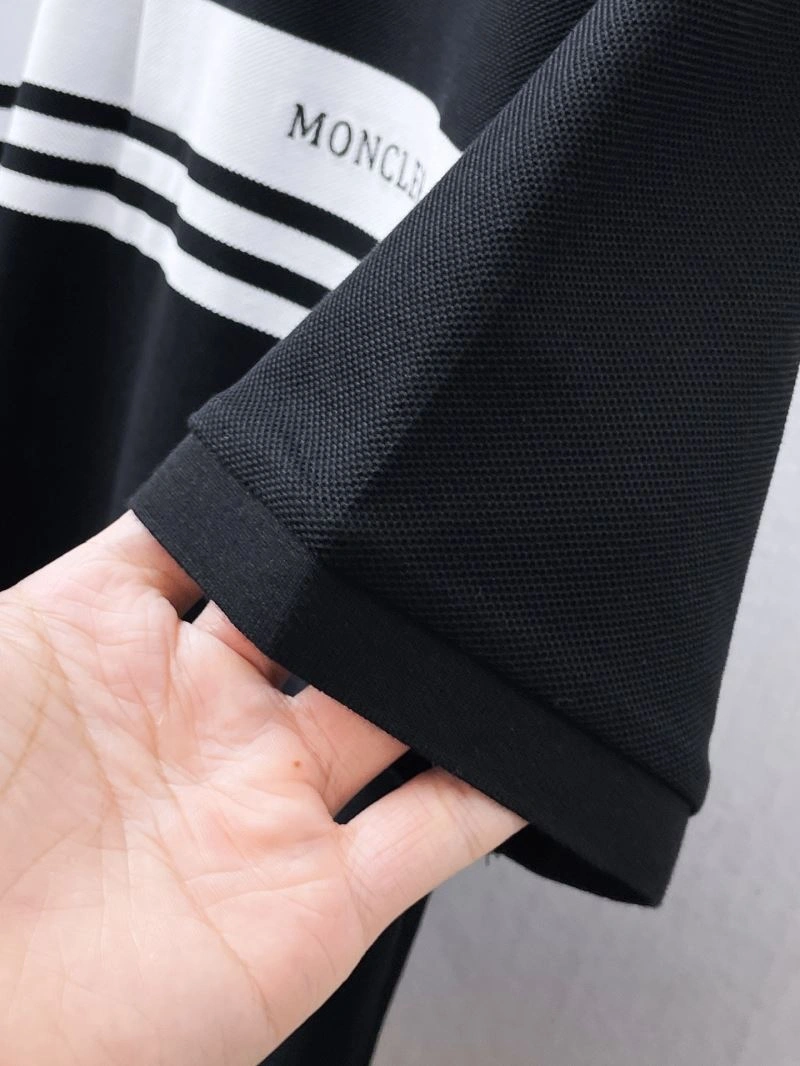 Low-cost Moncler T-Shirts