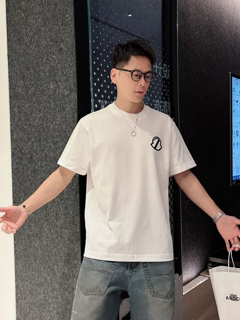 Factory-made Moncler T-Shirts