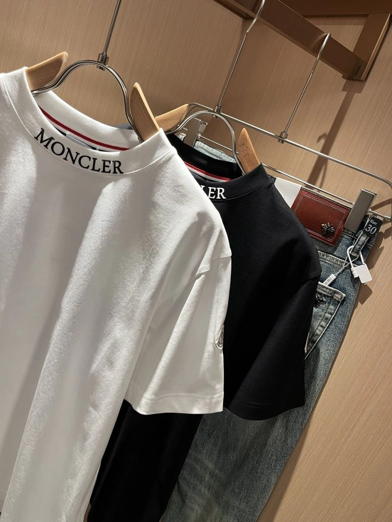 Indistinguishable Moncler T-Shirts