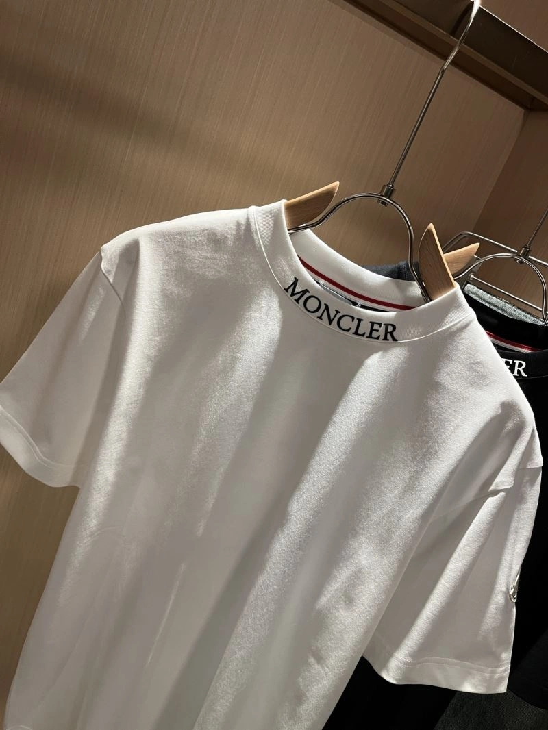 Indistinguishable Moncler T-Shirts